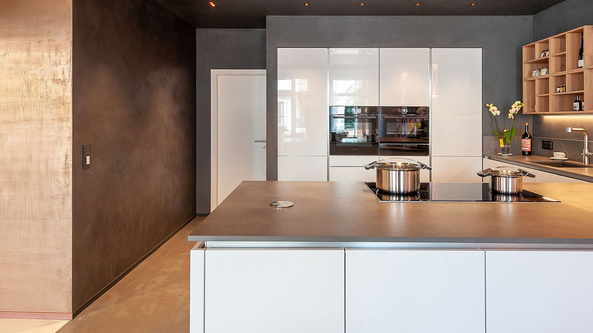 Krusius Fussböden GmbH - PANDOMO Studio